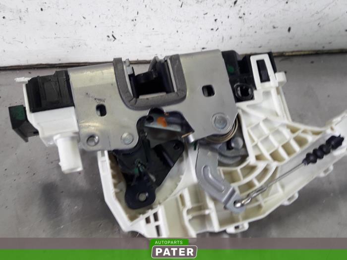 Deurslot Mechaniek 4Deurs rechts-achter Mercedes E E-250 CGI 16V ...