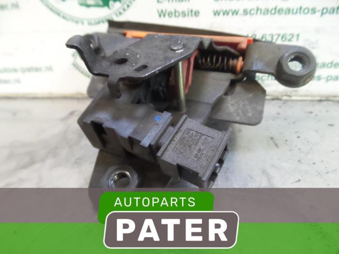 Slotmechaniek Achterklep Skoda Fabia 1.9 TDi - 6Y9827501C
