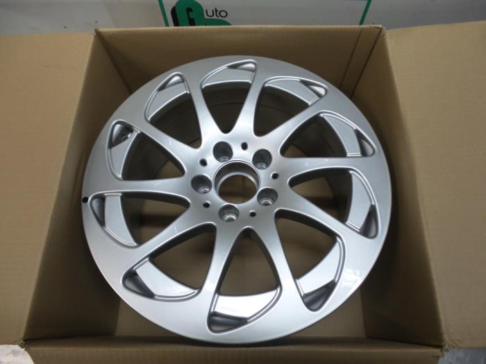 Mercedes R230 Velgen voorraad | Onderdelenlijn.nl