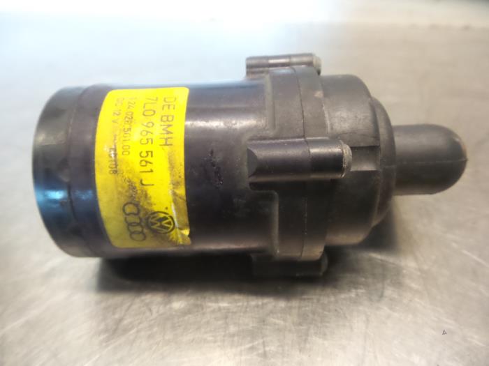 Extra waterpomp Volkswagen Touran 1.6 FSI 16V - 12402850100