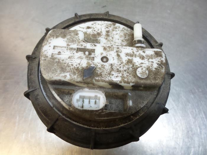 Gebruikte Renault Clio II (BB/CB/SB) 1.4 16V Brandstofpomp Elektrisch ...