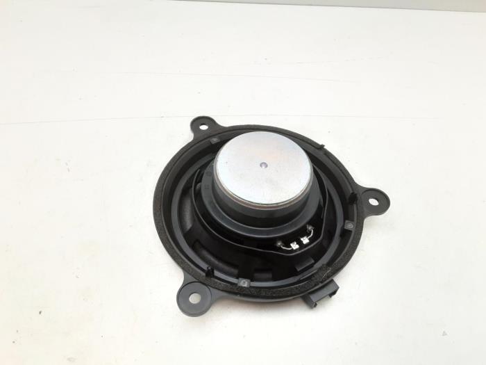 Haut-parleur Mazda MX-5