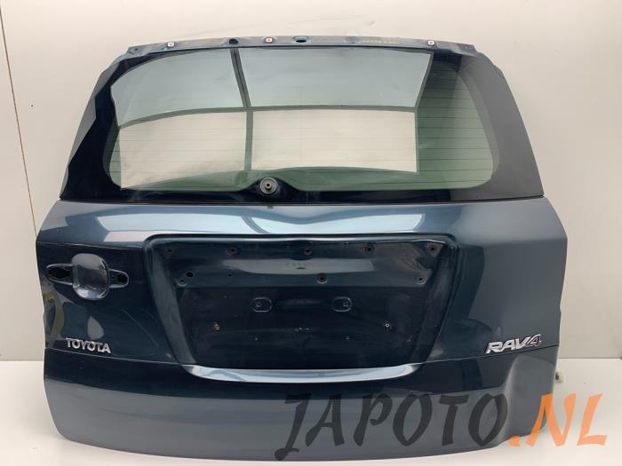 Tailgate Toyota Rav-4