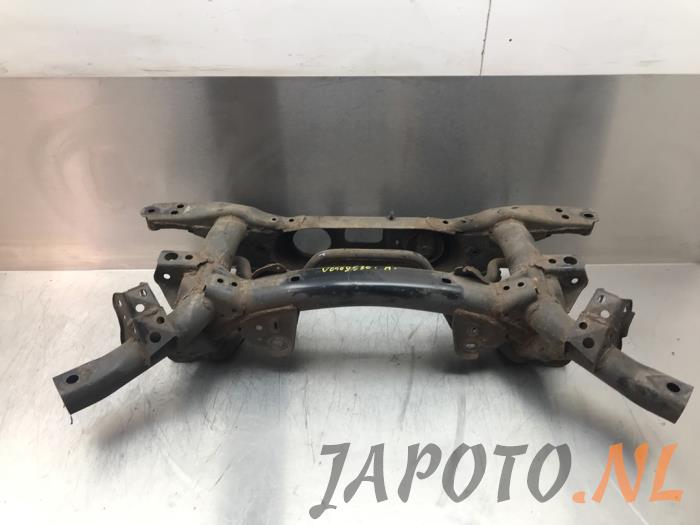 Subframe Toyota Rav-4