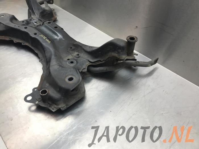 Subframe Toyota Rav-4
