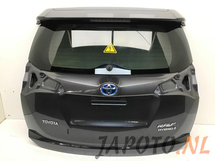 Tailgate Toyota Rav-4