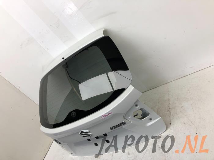 Tailgate Suzuki Ignis