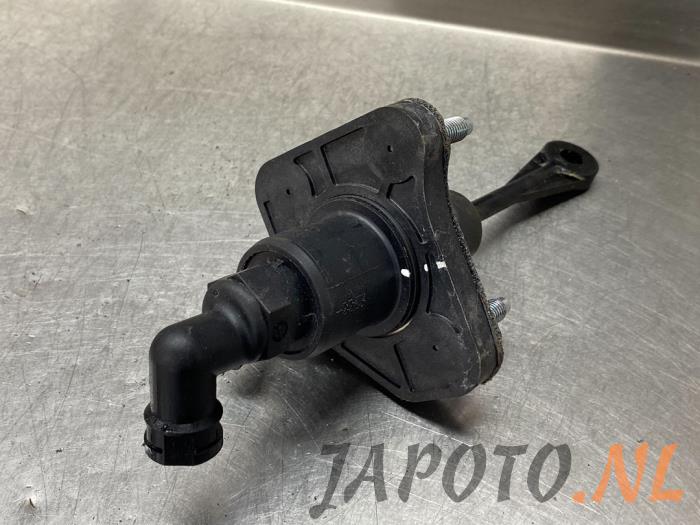 Koppeling Hoofd Cilinder Hyundai i20 1.2i 16V - Japoto Parts B.V.