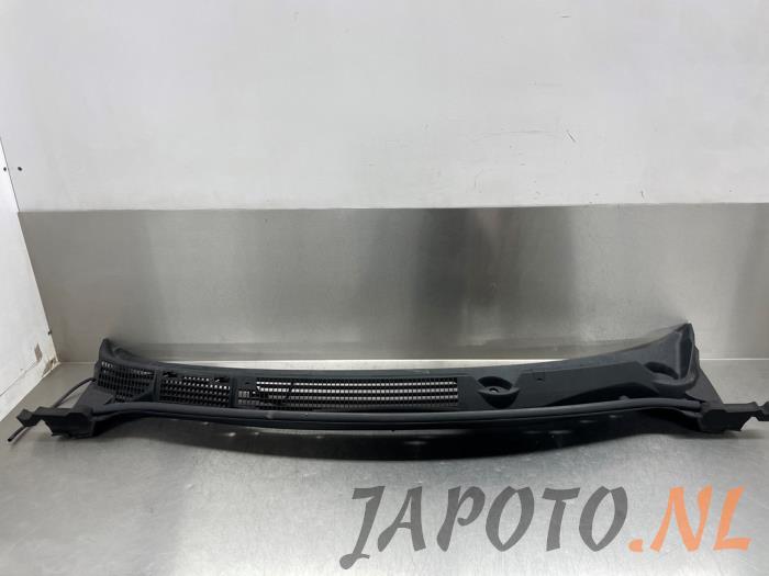 Paravent Nissan Qashqai | Japanse & Koreaanse auto-onderdelen