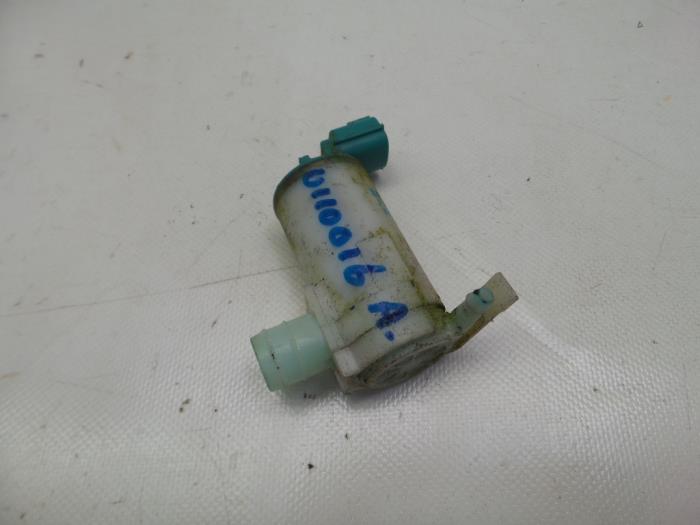 Ruitensproeierpomp voor Nissan | Japanse & Koreaanse auto-onderdelen