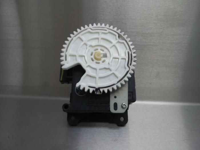 Kachelklep Motor Toyota Urban Cruiser 1.33 Dual VVT-I 16V 2WD ...