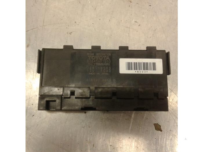 Gebruikte Toyota Auris (E15) 1.8 16V HSD Full Hybrid Relais - 8264171010 - Japoto Parts B.V ...