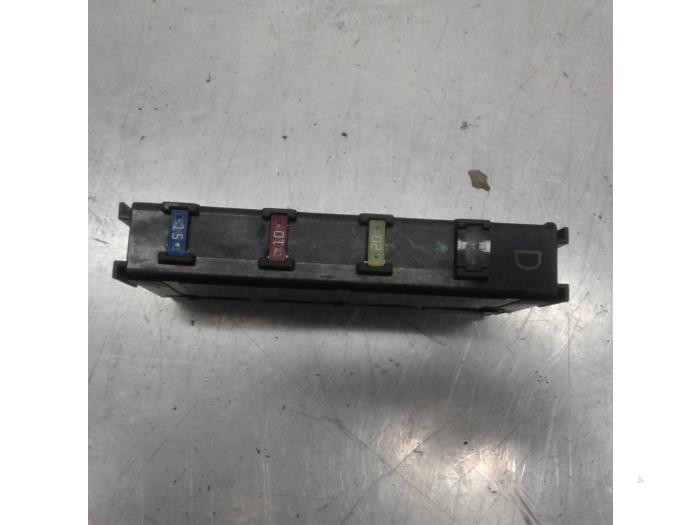 Gebruikte Toyota Auris (E15) 1.8 16V HSD Full Hybrid Relais - 8264171010 - Japoto Parts B.V ...