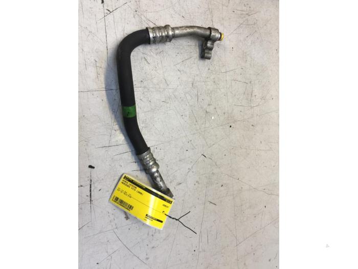 Airco Leiding Mercedes Vito 2.2 115 CDI 16V - A6398300015