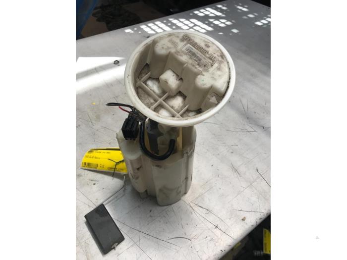 Benzinepompen met artikelnummer A2034702394 voorraad