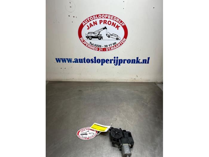 Motoren electrisch raam met artikelnummer 6R0959802B voorraad