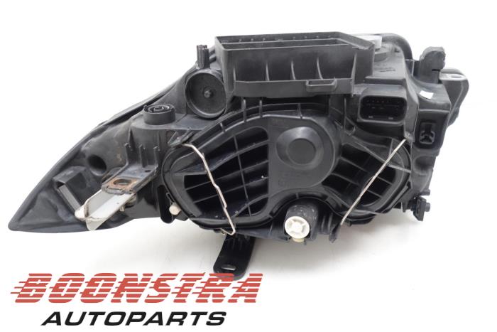 Gebruikte BMW 1 serie (E87/87N) 120i 16V Koplamp rechts - 63117193388 ...