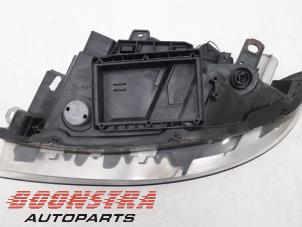 Gebruikte BMW 1 serie (E87/87N) 120i 16V Koplamp rechts - 63117193388 ...