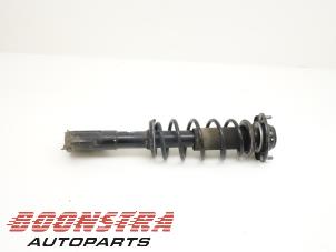 Gebruikte Mitsubishi Space Star (A0) 1.0 12V Schokdemperpoot rechts ...