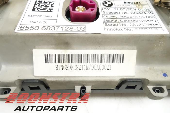 Navigatie Display BMW 3 serie 318i 1.5 TwinPower Turbo 12V - 19330410