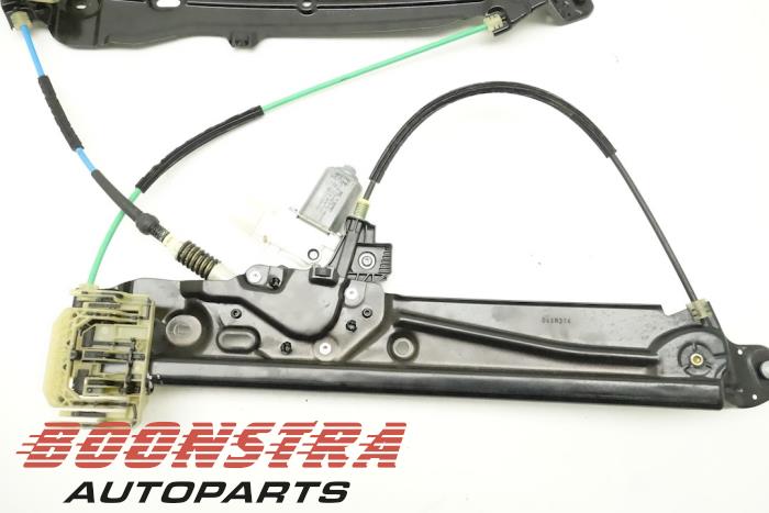 Ruitmechaniek 4Deurs rechts-voor BMW 5 serie 520d 16V - 51337182132