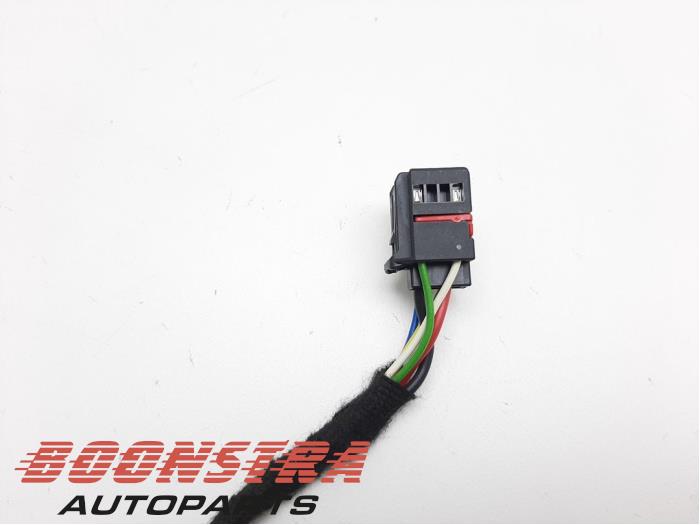 Sluithulpmotor achterklep Audi Q5 2.0 TDI 16V Quattro - 80A827851A VW-AG