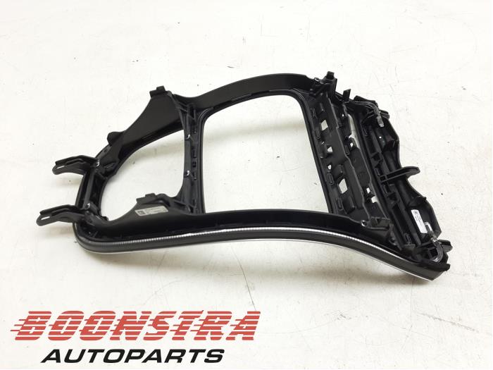 Middenconsoles Mercedes E E-350e 2.0 Turbo 16V - A2138100815