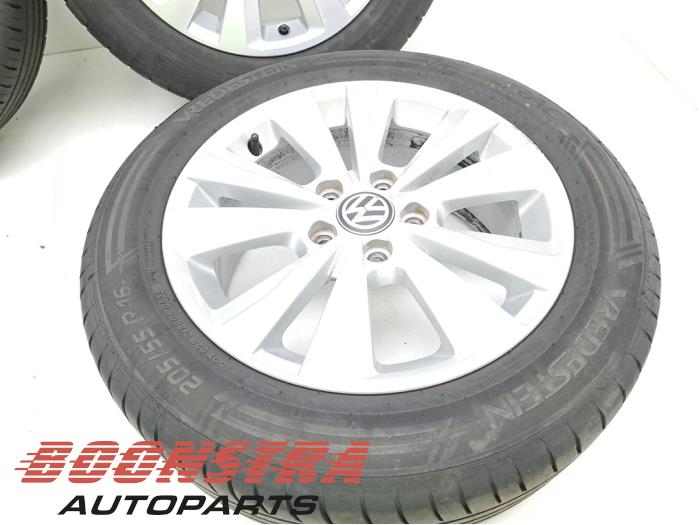 Velgen set + banden Volkswagen Golf VII 1.0 TSI 12V BlueMotion ...