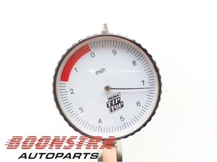 Velg + Band Citroen C3 1.2 Vti 12V PureTech - 9811038280 Staal KLEBER