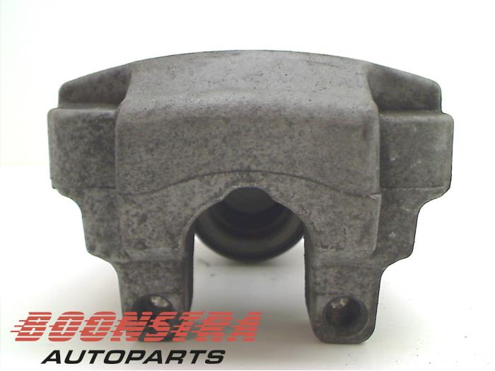 Remklauw (Tang) links-voor BMW 5 serie 520d 16V - 6791919 B47D20A ATE