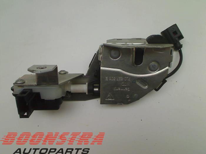 Boonstra Autoparts - Gebruikte Slotmechaniek Achterklep voor sloten en ...