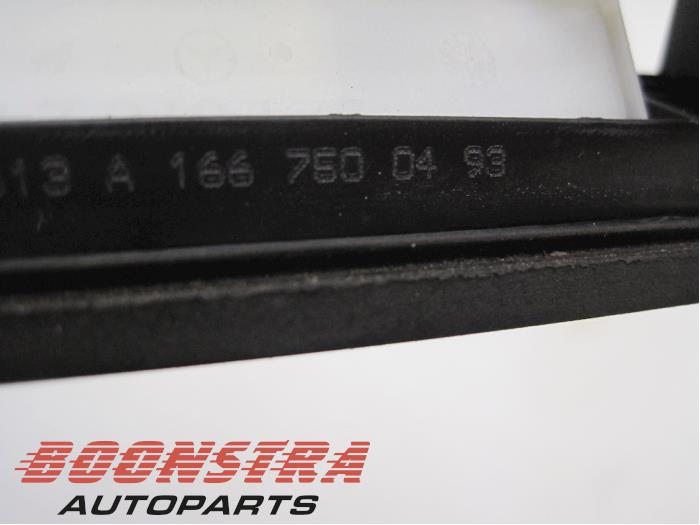 Gebruikte Mercedes A (W176) 1.6 A-180 16V Handgreep Achterklep ...