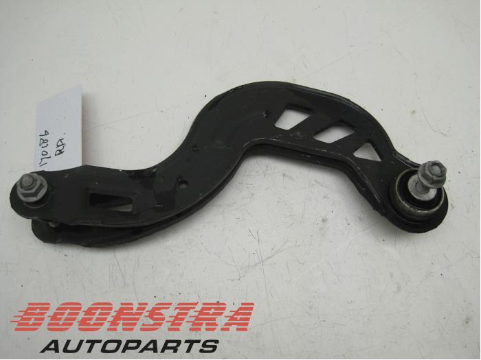 Draagarm boven rechts-achter Mercedes A 1.6 A-180 16V - A2463501006