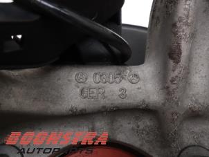 Gebruikte Mercedes SLK (R172) 1.8 200 16V BlueEFFICIENCY Fusee links ...