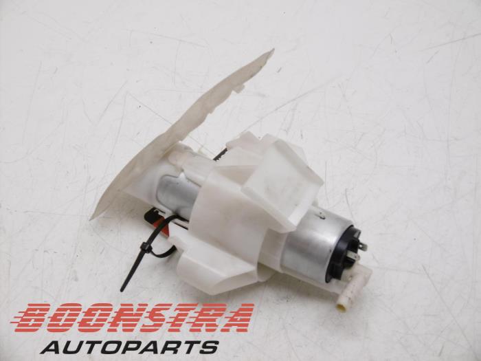 Gebruikte BMW 5 serie (F10) 530d 24V Blue Performance Brandstofpomp ...