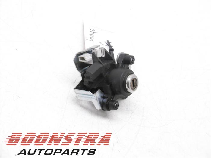 Gebruikte BMW 5 serie (E60) 530d 24V Slotmechaniek Achterklep ...