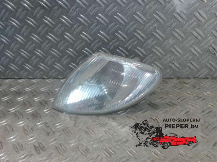 Richtingaanwijzers links met artikelnummer 466 voorraad