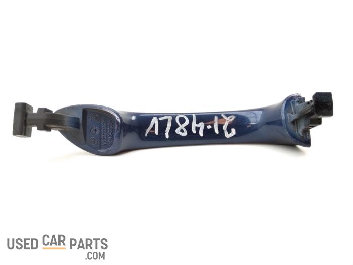 Handgreep Mercedes B 2.0 B-180 CDI 16V - A1697660501