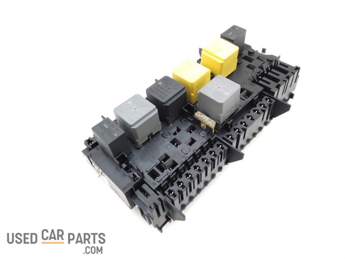 Zekeringkasten met artikelnummer 2469067100 voorraad