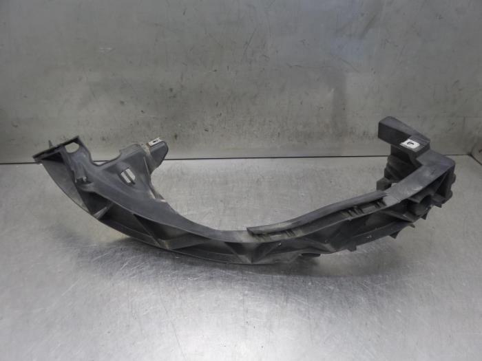 Gebruikte BMW 1-Serie Koplampframe rechts - 51647120824 Kunststof ...