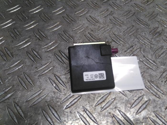 Antennes met artikelnummer 3G9035534 voorraad | Onderdelenlijn.nl