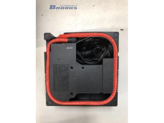 Krikset + reservewiel Audi E-Tron 55 - 4KE601010 Staal AUDI