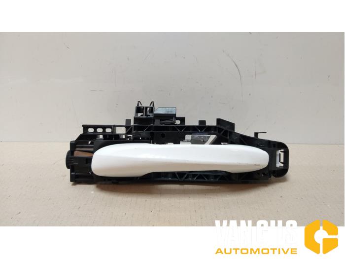 Portiergrepen 4Deurs links-achter met artikelnummer A0997601700 voorraad