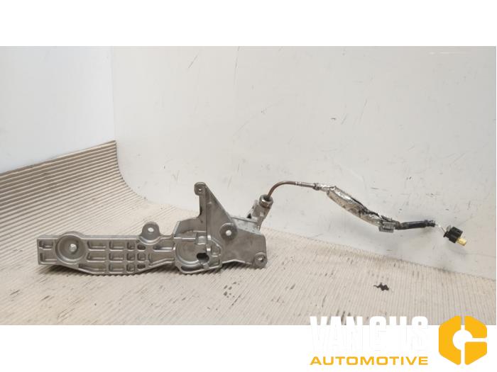 Steun (diversen) Mercedes B - A6511420200 MERCEDES