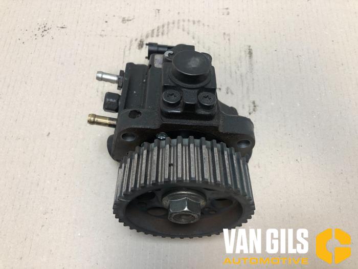 Hogedrukpomp Vauxhall Astra Mk.6 GTC 2.0 CDTI 16V 165 - 55574632 A20DTH BOSCH