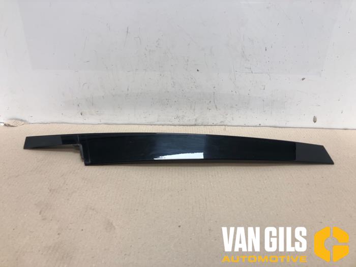 BMW X5 B-stijl sierlijsten exterieur voorraad | Onderdelenlijn.nl