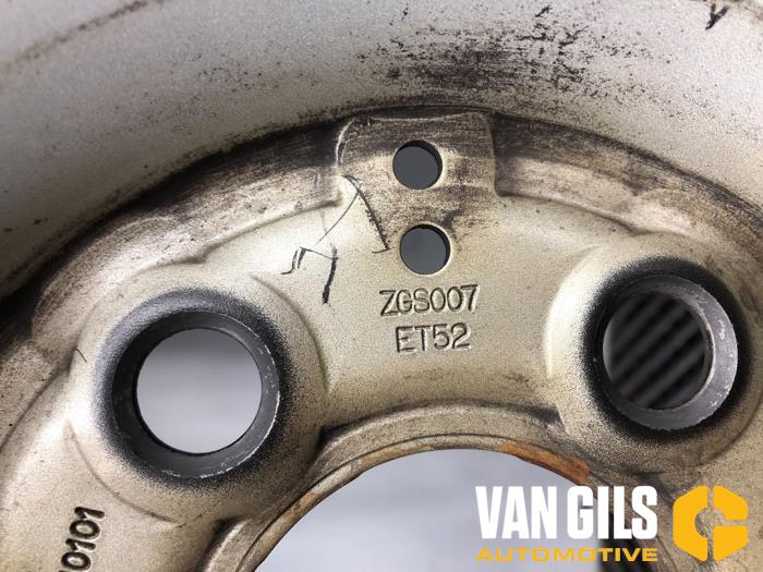 Velgen set + banden - A4474010101 Staal MERCEDES