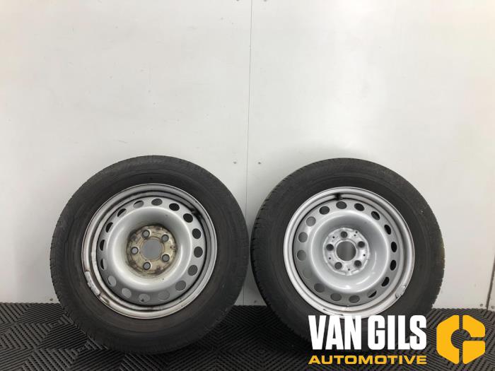 Velgen set + banden - A4474010101 Staal MERCEDES
