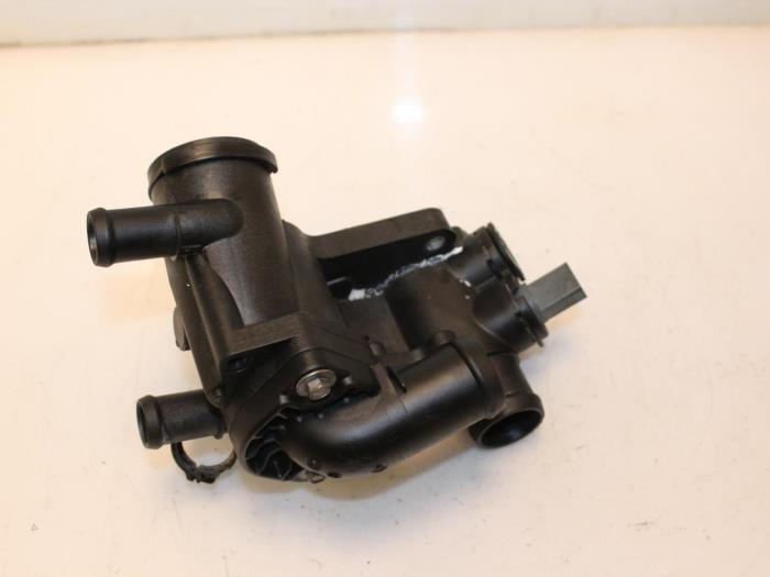 Thermostaathuis Volkswagen Polo V 1.4 16V - 032121111BM CGG