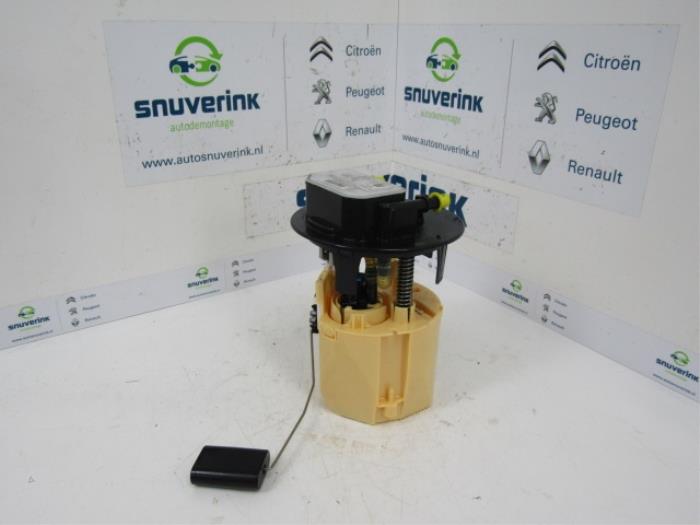 Brandstofpompen Elektrisch met artikelnummer 9677816480 voorraad